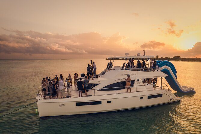 All Inclusive Tulum Party DJ Evening Beat in 51' Leopard PowerCat - An In-Depth Look at the Experience