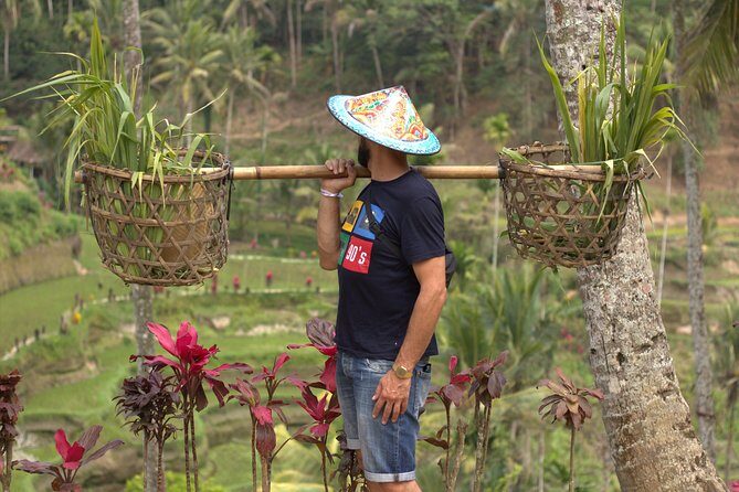 All Inclusive Ubud Tour with 15 Sitter Van - Tegalalang Rice Terrace: A Classic Bali Photo Spot