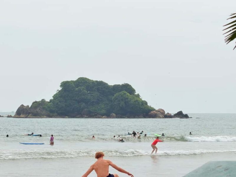 All Inclusive Weligama Bay Private Surf Lesson with Transfer - Key Points