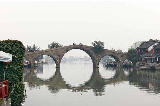 All-inclusive Zhujiajiao Water Village Tour by Public Transportation - Why Choose this Tour?