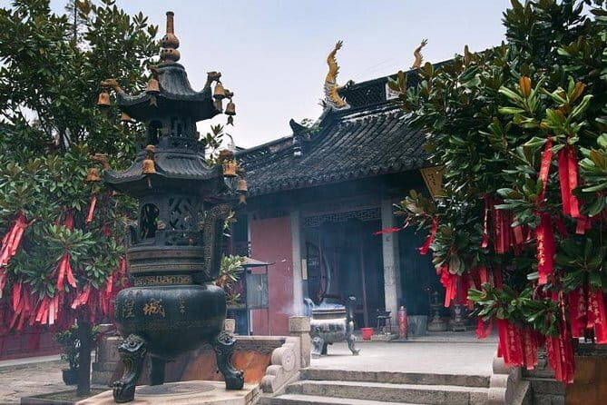 All-inclusive Zhujiajiao Water Village Tour by Public Transportation - Practicalities and Tips