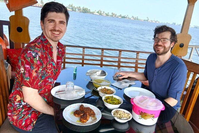 Alleppey Houseboat Overnight Cruise from Kochi - Key Points