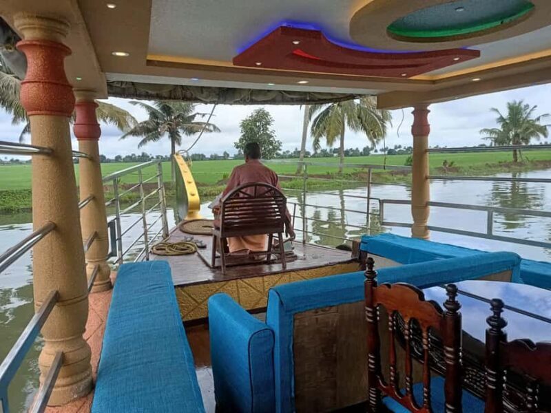 Alleppey: Sunset Houseboat Cruise with Tea and Snacks - An Introduction to the Experience