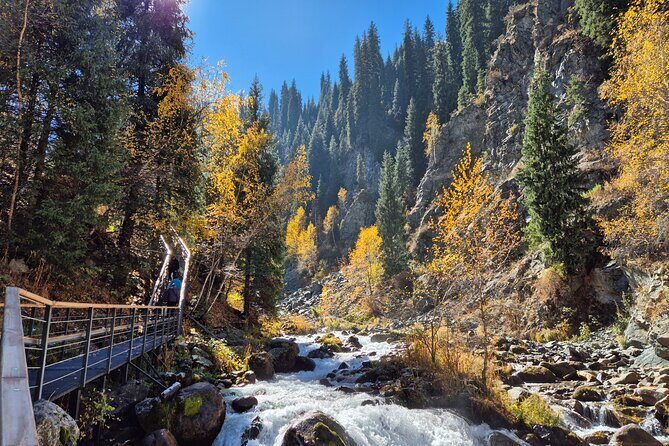 Alma-Arasan & Ayusai Mountain Gorges with Hot Springs Tour - The Sum Up