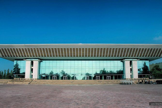 Almaty City Tour By omfortable car - FAQs