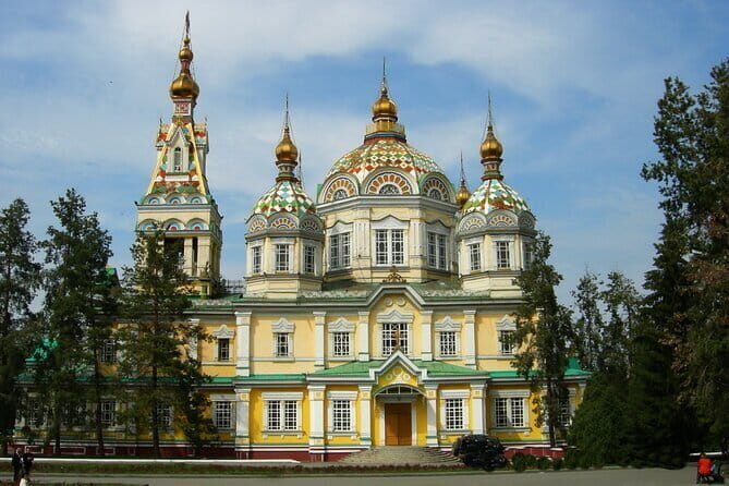 Almaty Walking Tour: 9 Must-See Sights in a Small Group - Key Points