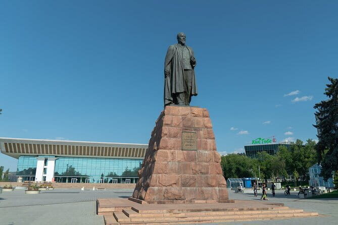 Almaty Walking Tour: 9 Must-See Sights in a Small Group - A Closer Look at the Itinerary