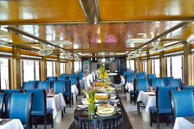 Alova Cruise - PREMIUM CRUISE IN HALONG BAY - Buffet Lunch Meal - Key Points