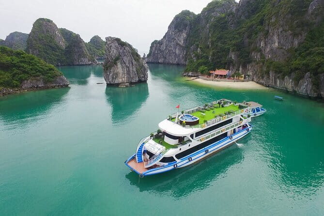 Alova Cruise - PREMIUM CRUISE IN HALONG BAY - Buffet Lunch Meal - The Sum Up
