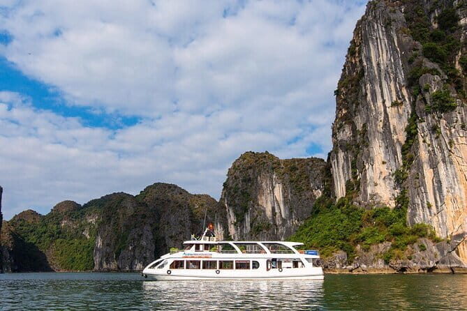 Alova Premium Cruise - Halong Bay Deluxe Day Tour (Best Selling) - Key Points
