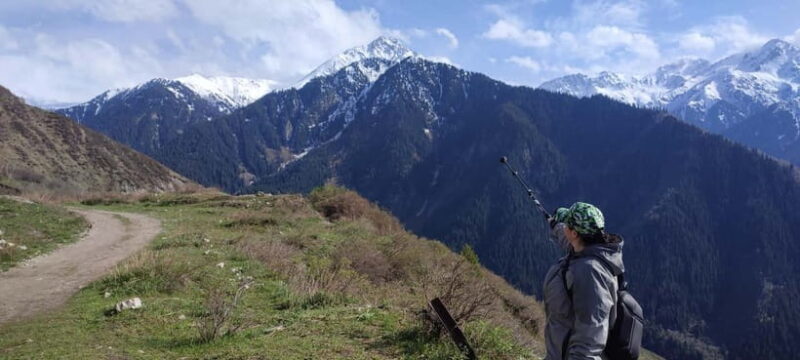 Alpine Gem: Big Almaty Lake and Peak Hike - A Closer Look at the Experience