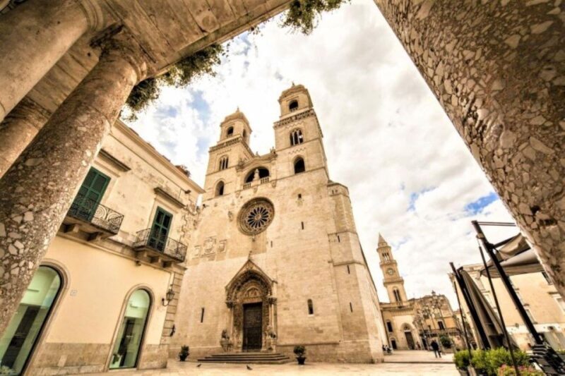 Altamura: Highlights Walking Tour and Tasting - A Closer Look at the Itinerary and Experience