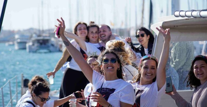 Altea: Catamaran Party Boat - Key Points
