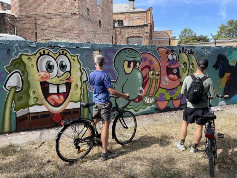 Alternative Bike tour: Graffiti Wall and Peace - Whats Included and Whats Not