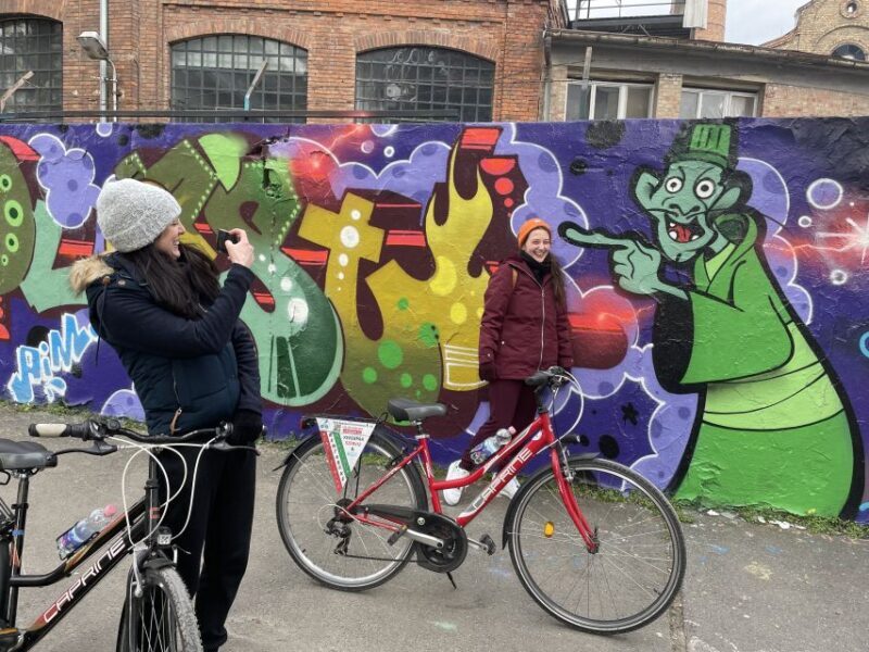 Alternative Bike tour: Graffiti Wall and Peace - What Travelers Say