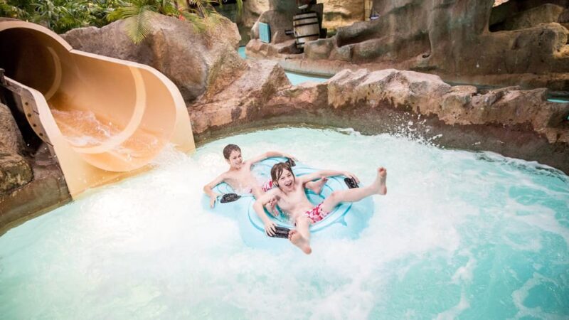 Alton Towers: Alton Towers Waterpark - What to Expect During Your Visit