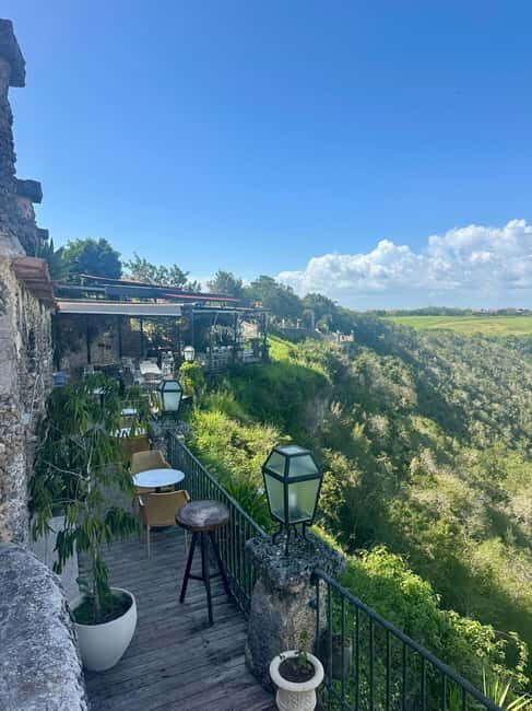 Altos de Chavón & La Romana Cultural Tour with Local Flavors - Exploring the Altos de Chavón & La Romana Cultural Tour with Local Flavors