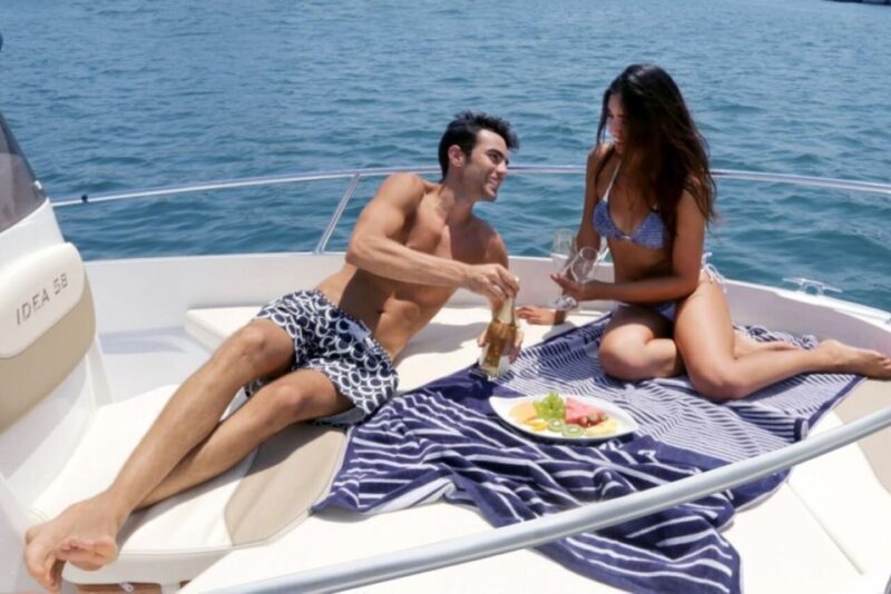 Amalfi: boat rental no license - Arrival and Meeting Point