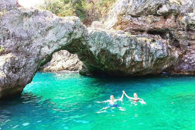 Amalfi Coast PRIVATE boat excursion from Positano - Who Will Love This Experience?