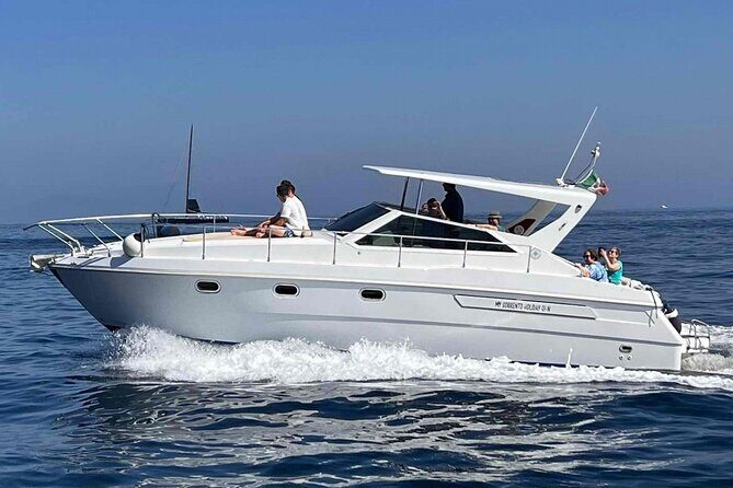 Amalfi coast private boat tour from Sorrento - 7 hours - The Itinerary in Detail: Discovering Hidden Gems and Famous Spots