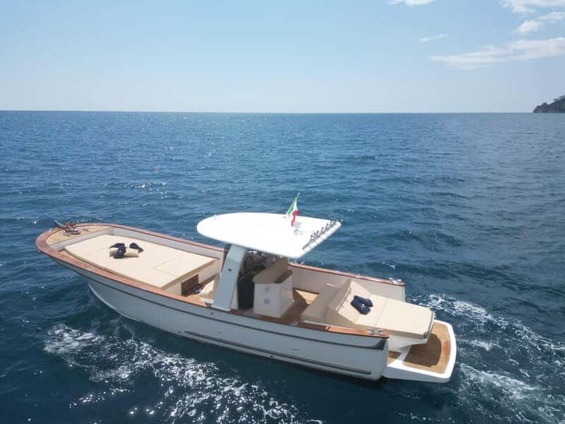 Amalfi Coast: private boat tours along the coast - Key Points