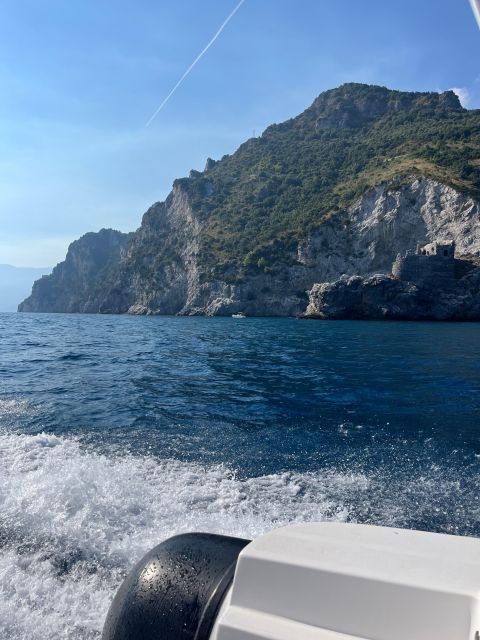 Amalfi coast: Rent boats in Salerno without license - Valuing the Experience