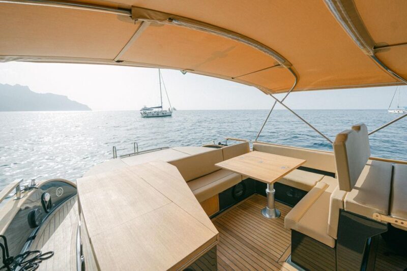 Amalfi Coast Tour: secret caves and stunning beaches - The onboard experience