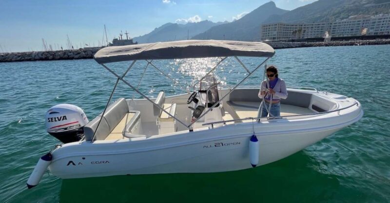 Amalfi coast tour with skipper from Salerno to Positano - Authentic Moments and Traveler Tips