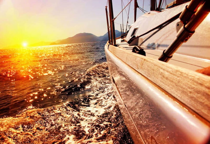 Amalfi: Sunset Boat Tour with Fruit and Drinks - Who Should Consider This Tour?