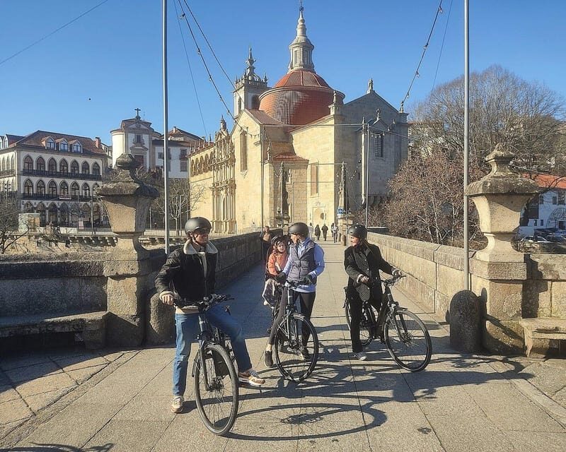 Amarante: e-Bike Tour and Vinho Verde - from Porto - Visiting a Local Vinho Verde Producer