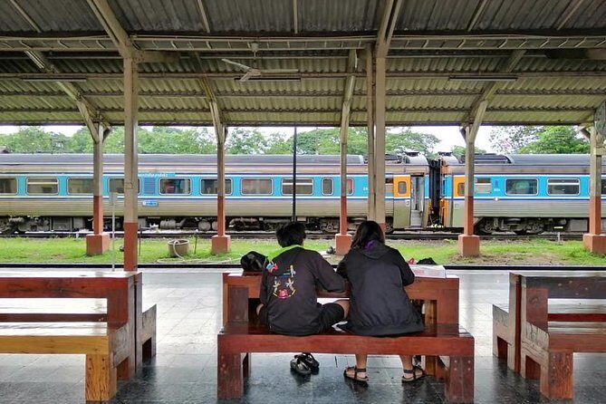 Amazing 1 day Private Tour to visit Lampang Province by train - Frequently Asked Questions