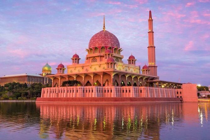 Amazing 8 Attractions Half-Day Putrajaya City Tour - Introduction: Is the Amazing 8 Attractions Half-Day Putrajaya City Tour Worth Your Time?