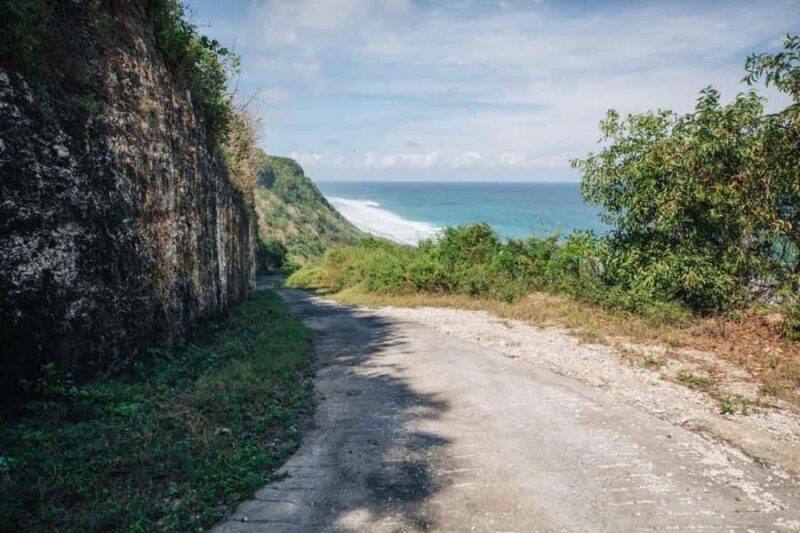 Amazing Cliffside Hanoman Fire Show at Karang Boma - FAQ