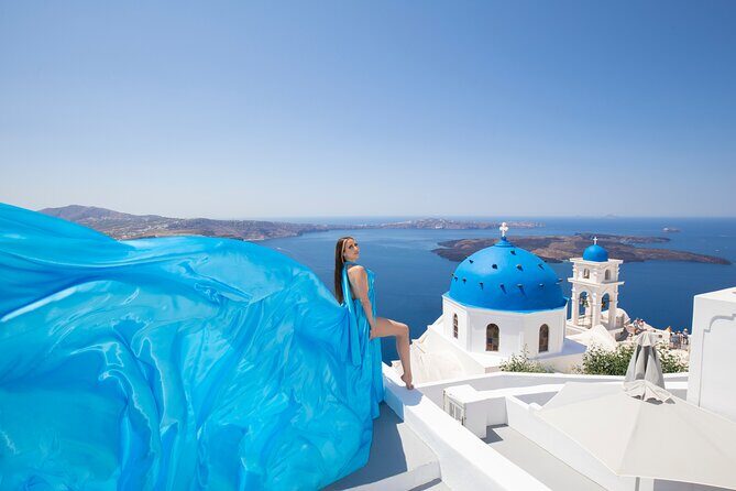 Amazing Flying Dress Photoshoot in Santorini - Key Points
