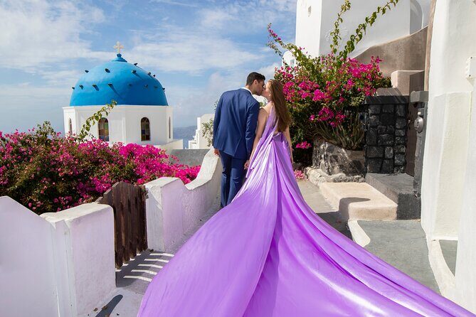 Amazing Flying Dress Photoshoot in Santorini - What Makes This Photoshoot Special?