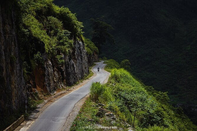 Amazing Ha Giang Loop and Ban Gioc Waterfall Tour 4Days 3Nights - Key Points