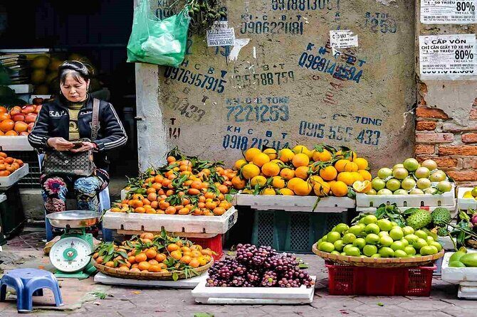 Amazing Hanoi Private Full Day City Tour (Mon & Fri) - Exploring Hanoi’s Vibrant Streets on Cyclo