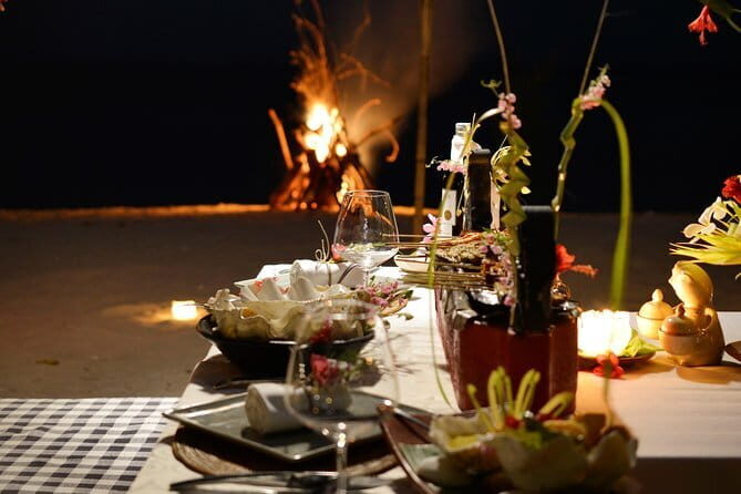 Amazing Lombok BBQ Beach Sunset Dinner - Key Points