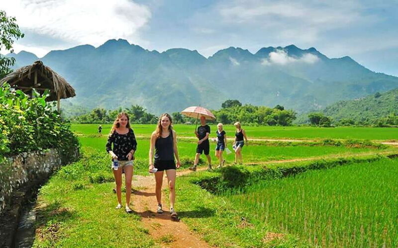 Amazing Mai Chau Day Tour- Small Group with Biking and Lunch - Understanding the Itinerary: What Youll Do and Why It Matters