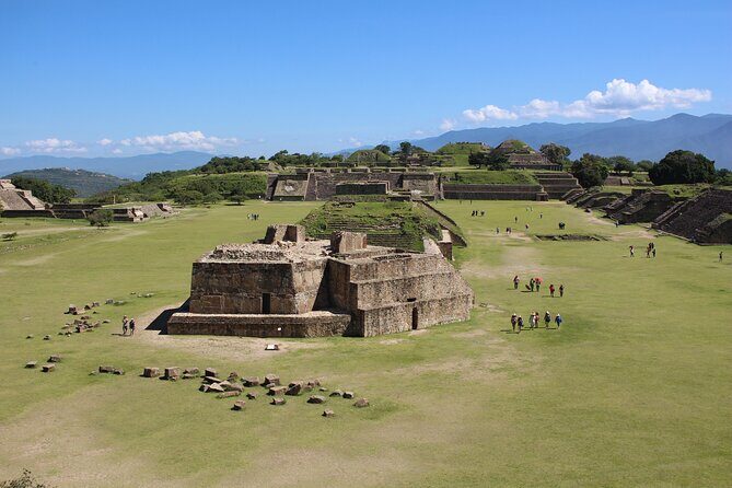 Amazing Monte Alban and City tour Private Tour - Discovering Monte Alban: The Heart of Zapotec Civilization