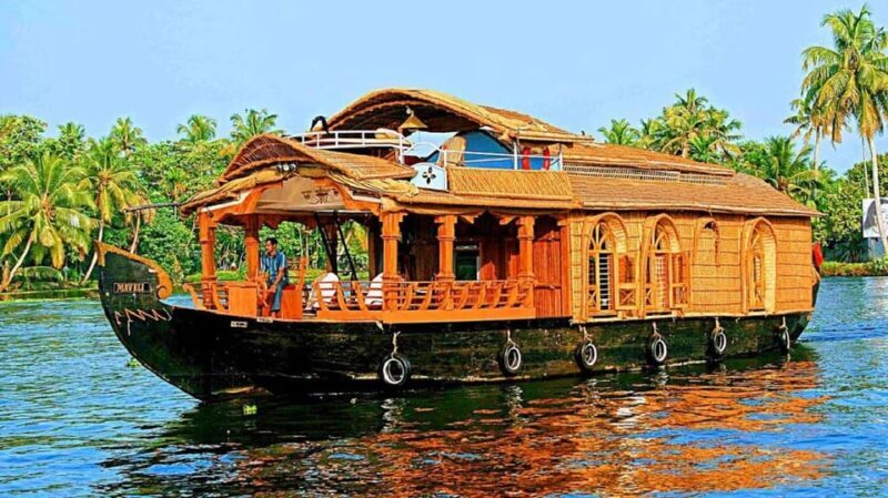 Amazing Munnar Alleppey Tour 4D/3N - Who is This Tour Best For?