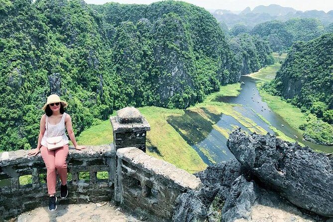 Amazing Ninh Binh: Tam Coc - Mua Cave - Hoa Lu (VIP small group) - Exploring Local Life with Cycling and Home Visits