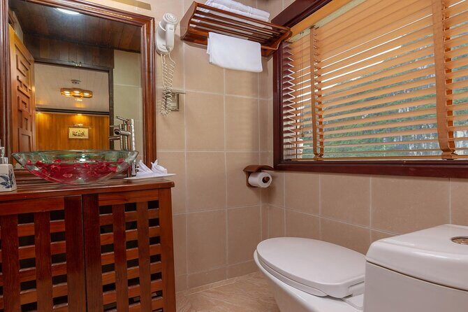 Amazing Sails Cruise - Bai Tu Long Bay Day Tour - Cabin Included - FAQ: Your Quick Guide to the Amazing Sails Bai Tu Long Bay Day Tour