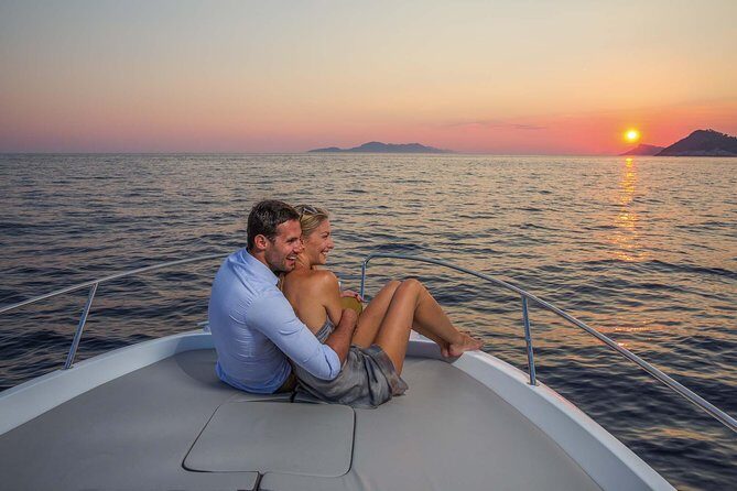 Amazing Sunset by private boat - Why This Tour Stands Out