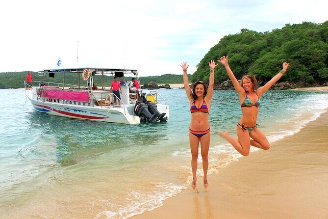 Amazing tour boat through wild nature in Huatulco Bays - What’s the Tour All About?