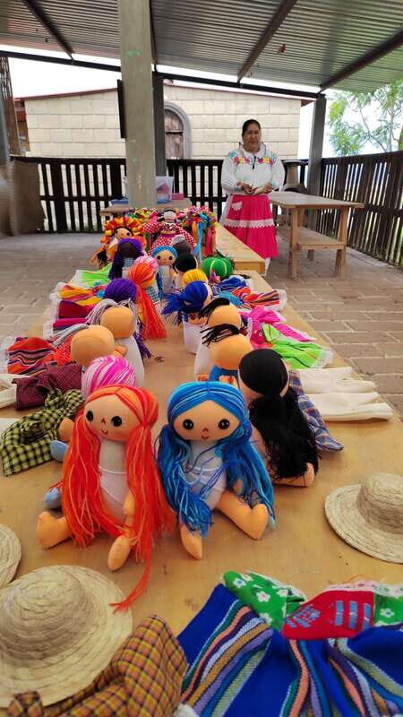 Amealco: Doll workshop and cookie and pulque tasting - Discovering Amealco’s Hidden Treasures