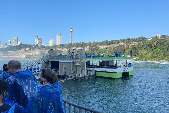 American 5pm Tour with Maid of the Mist Ticket and Guide - A Closer Look at the Experience