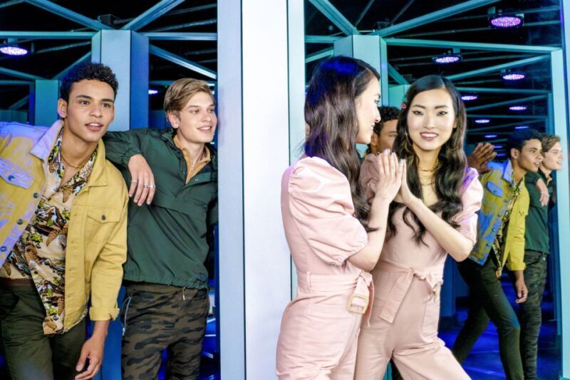 American Dream: Mirror Maze Admission Ticket - Who Should Visit?