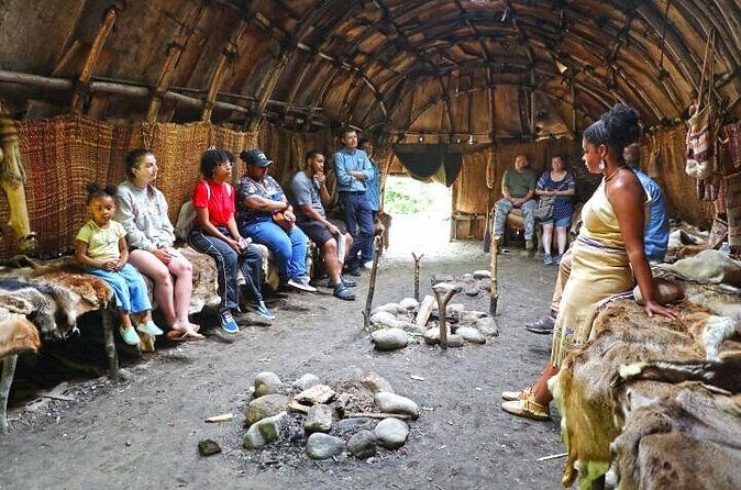 America's Home Town Plymouth Private Tour - Historic Cemeteries and Architectural Heritage