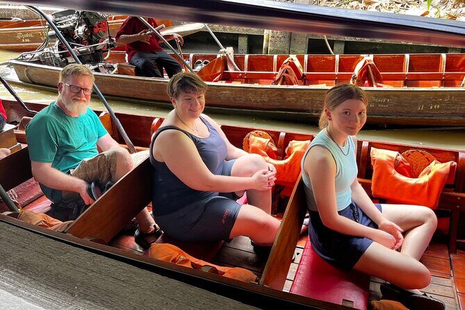 Amphawa and Railway Markets and Firefly Boat Ride Group Tour - The Verdict: Who Should Consider This Tour?
